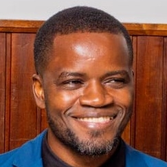 Sobre Samuel Freitas - Dev Fullstack e Gestor de Projectos